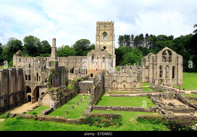 Fountains Abbey, medieval Cistercian monastery, monastic ruins Stock ... Fountains Abbey, medieval Cistercian monastery, monastic ruins Stock ...